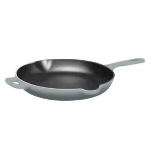 CHANTAL 10 Inch Round Cast Iron Skillet - Fade Gray