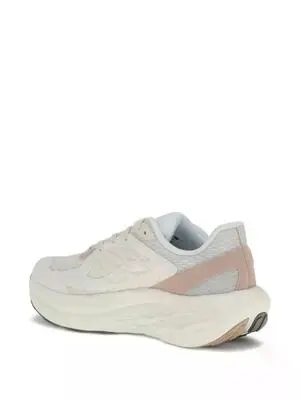 NEW BALANCE Logo Detail Sneakers - Neutrals