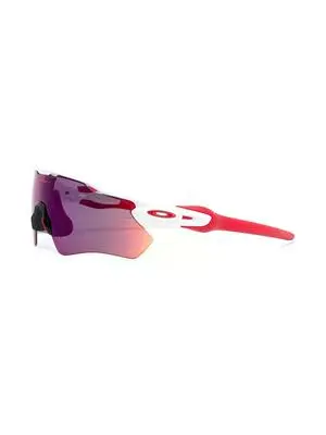 Oakley Oversized-frame Sunglasses - Red