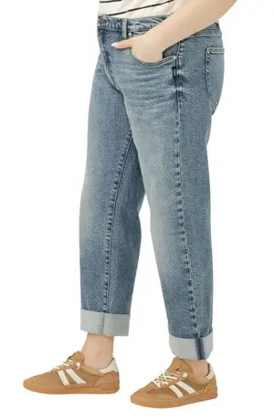 SILVER JEANS CO. Relaxed Straight Leg Jeans