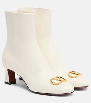 Valentino Garavani Vlogo Leather Ankle Boots - White