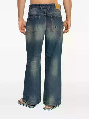 MISBHV Distressed-knee Jeans