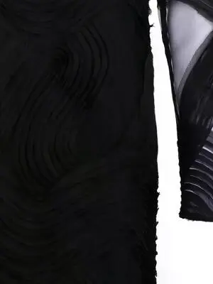 GENNY Wave-textured Off-shoulder Dress
