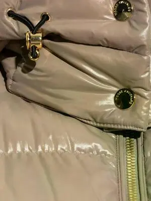 Moose Knuckles Hooded Puffer Jacket - Neutrals