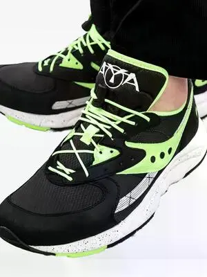 Saucony Aya Low-top Sneakers - Black