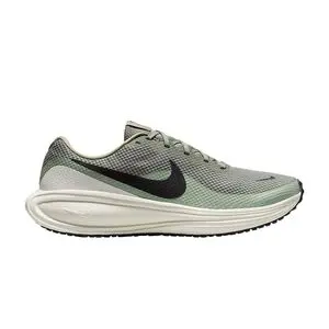 Nike Revolution Sneakers