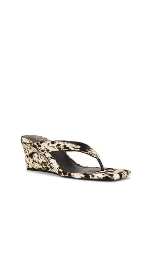 Raye Leigh Wedge