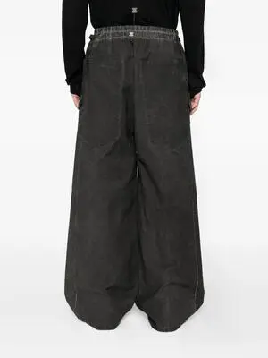 69 Garment-dyed Trousers