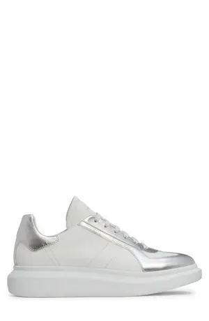Alexander McQueen Oversized Sneaker