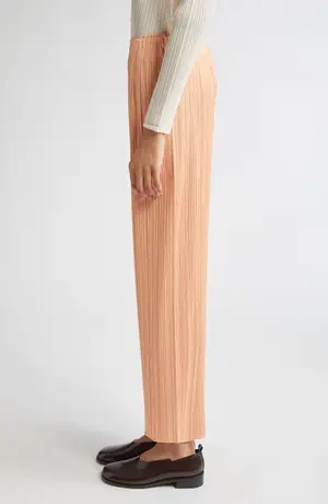 Issey Miyake Pleated Crop Pants - Coral Orange