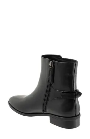 Trotters Annette Bootie - Black