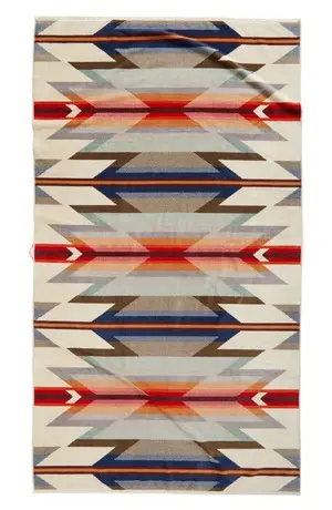 Pendleton Oversize Jacquard Towel - Wyeth Trail