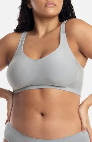 UNDEROUTFIT The Comfort Shaping Bra With Adjustable Straps - Grey