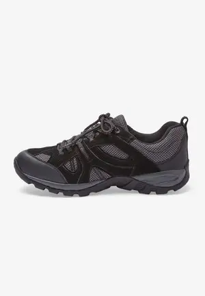 KINGSIZE Trail Sneakers