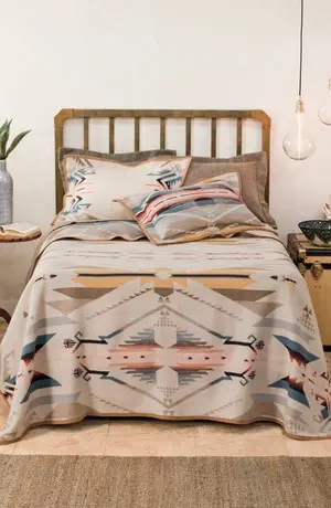 Pendleton Jacquard Robe Blanket