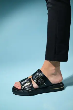 PROLOGUE SHOES Zley Buckle Sandals - Black Faux Leather