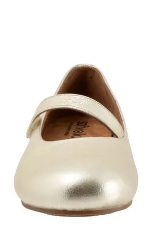 Softwalk Flats With Mary Jane Strap - Champagne