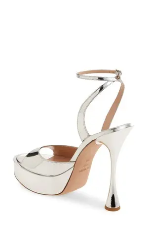 BETZÁBE Platform Sandal With Ankle Strap