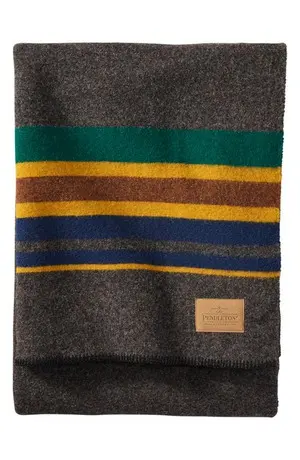 Pendleton Yakima Camp Wool Blend Throw Blanket - Oxford Yakima