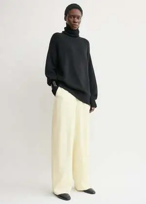 TOTEME Longline Turtleneck Sweater