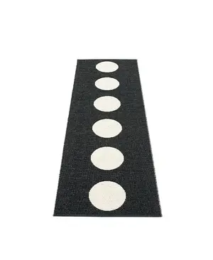 PAPPELINA Vera Rug, 2'3 X 9'9 - Black