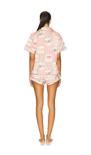 HOMEBODII Equestrian Short Set
