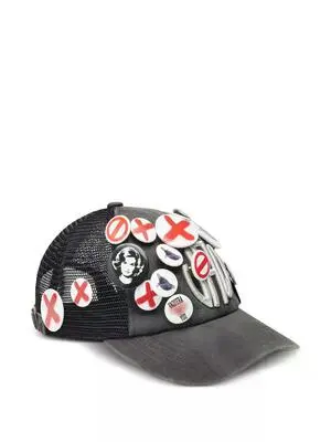Vaquera Embroidered Cap With Pin Badges - Black