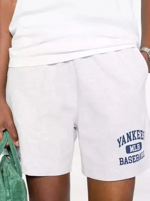 SPORTY & RICH X New York Yankees Knee-length Shorts - Grey