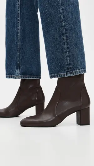 STUART WEITZMAN Lucie Booties