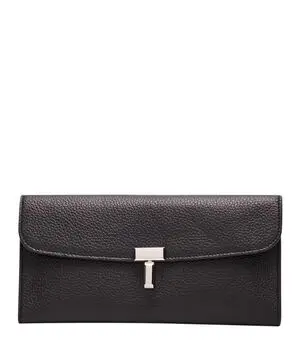 TOTEME T-lock Grain Leather Continental Wallet - Black