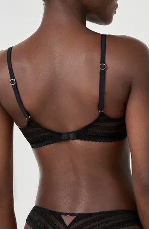 ETAM Aura N°9 Underwire Balconette Bra - Black