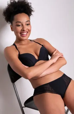 Chantelle Leila Underwire T-back Push-up Bra