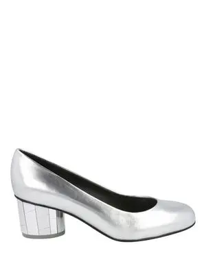 FERRAGAMO Farrah Pumps Wide
