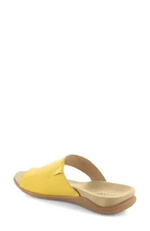 STRIVE Toe Loop Sandal - Ray Flower