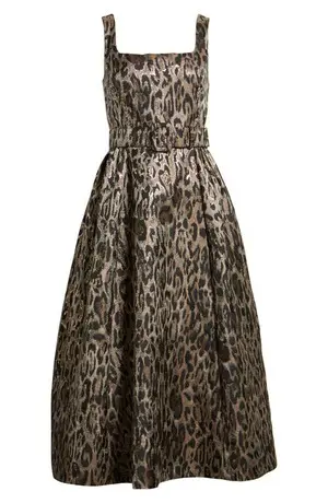 Julia Jordan Jacquard Sleeveless Gown