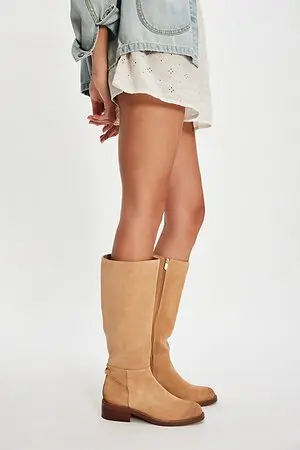 Women's Tall Boots
