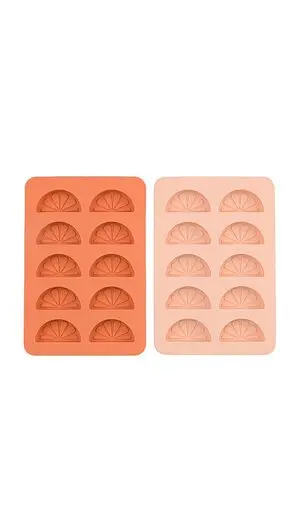 HERE'S HOW The Dotty Citrus Wedge Ice Tray In Orange - Orange & Blush