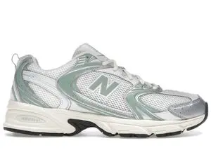 NEW BALANCE 530 Sneakers