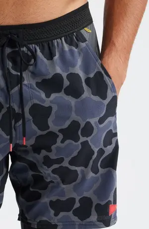FLORENCE Airtex 2-in-1 Utility Shorts - Black Camo