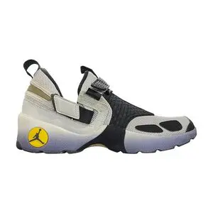 JORDAN Trunner Lx Sneakers - Grey