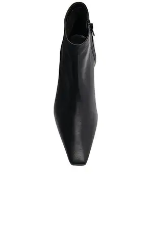 THE ROW Carla Boot 45