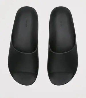 THE ROW Ama Rubber Slides - Black