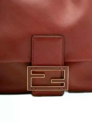 Fendi Medium Mamma Baguette Shoulder Bag With Logo Plaque - Brown