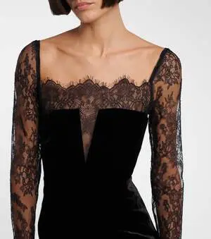 Roland Mouret Lace Gown