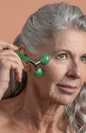 MOUNT LAI Tension Melting Massager Tool - Jade