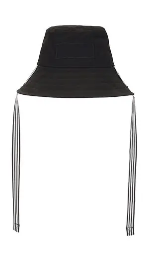 FAVORITE DAUGHTER Script Bucket Hat - Black