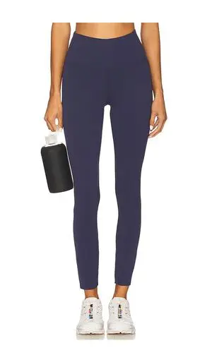 Beach Riot Beach Riot Piper Legging In Navy. Ultramarin