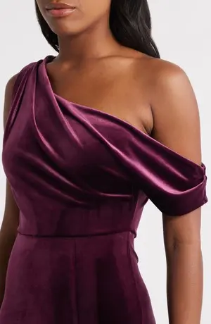 Lulus Anya Draped One-shoulder Velvet Gown