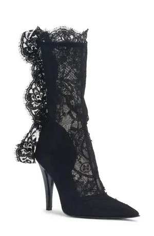 Alexander McQueen Pointed Toe Lace Boots - Black