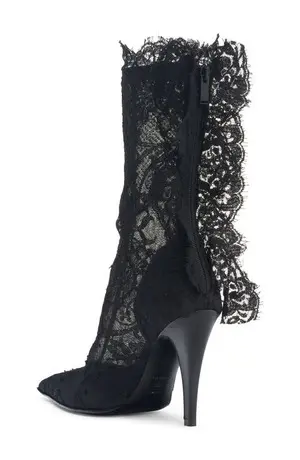 Alexander McQueen Pointed Toe Lace Boots - Black
